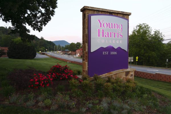 INNERFACE Signage | Wayfinding Healthcare Education Government